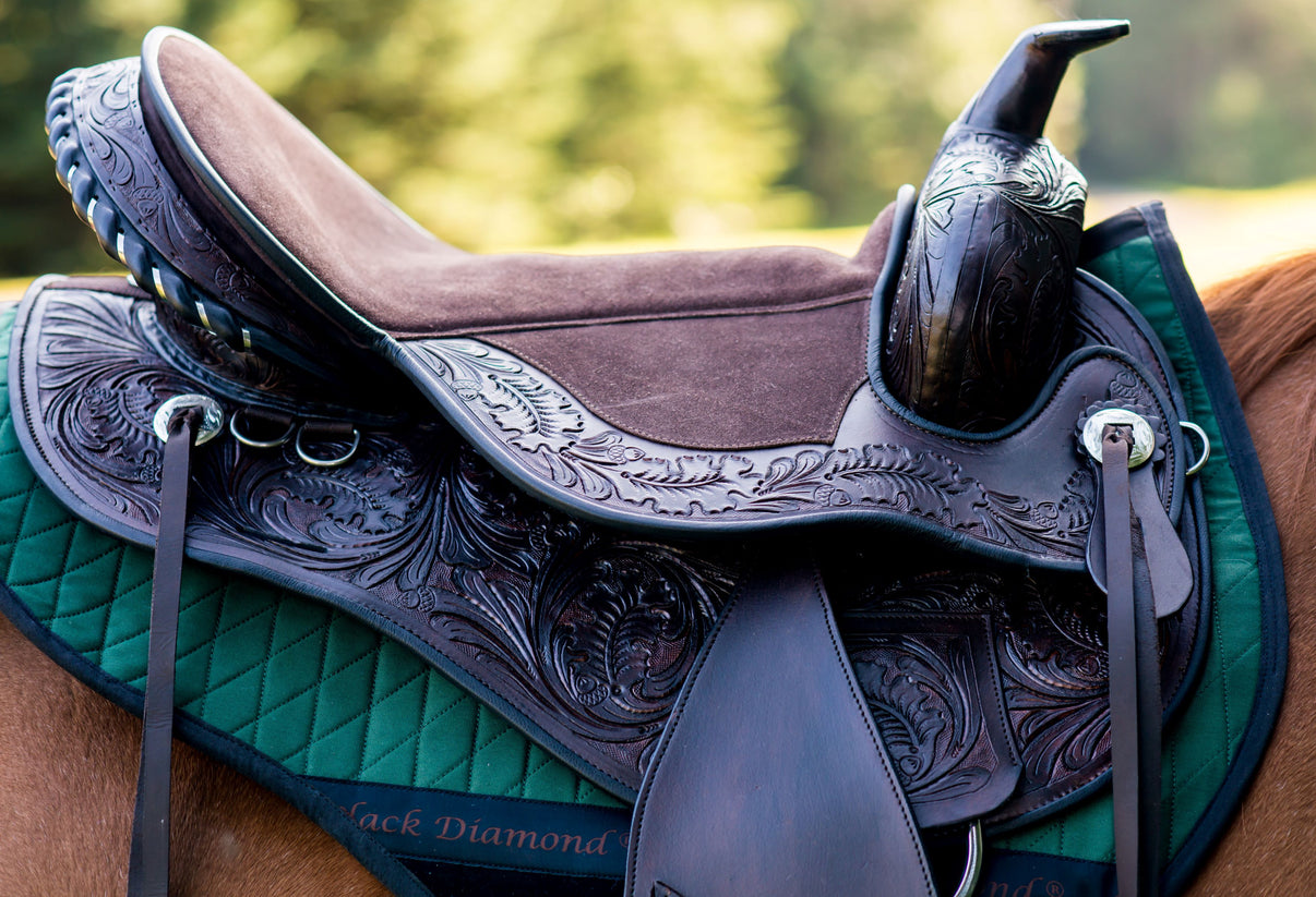 Rosewood Treeless Saddle – BlackForestSaddles